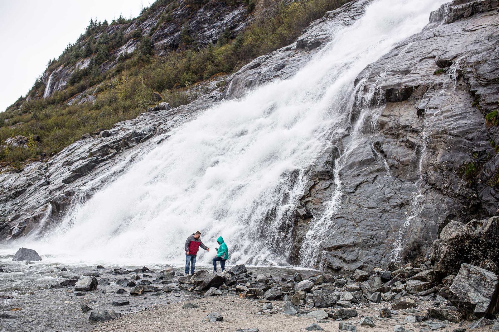 How to Elope in Juneau, Alaska - Light Preserves | Las Vegas Elopement ...